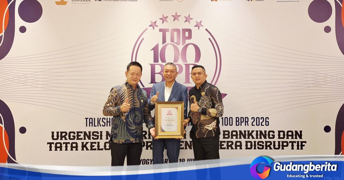 PT. BPR Sumber Dana Mas Dabo Singkep Raih Bintang 5 Top 100 BPR Award ...